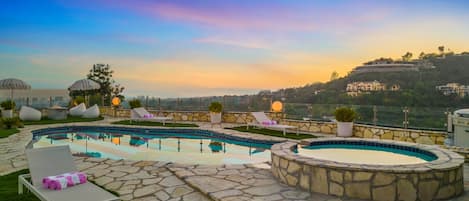 Casa de Luxo, várias camas, acesso à piscina, vista para o oceano (Beverly Tree House) | Vista do quarto