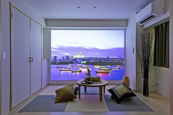 Suite, não fumadores | Secretária, cortinas/cortinados opacos, ferro/tábua de engomar