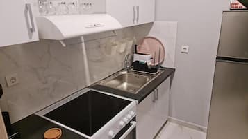 Quarto Básico | Cozinha privada | Utensílios de cozinha