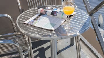 Apartamento (2 Bedrooms) | Varanda