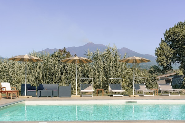 Piscina externa sazonal