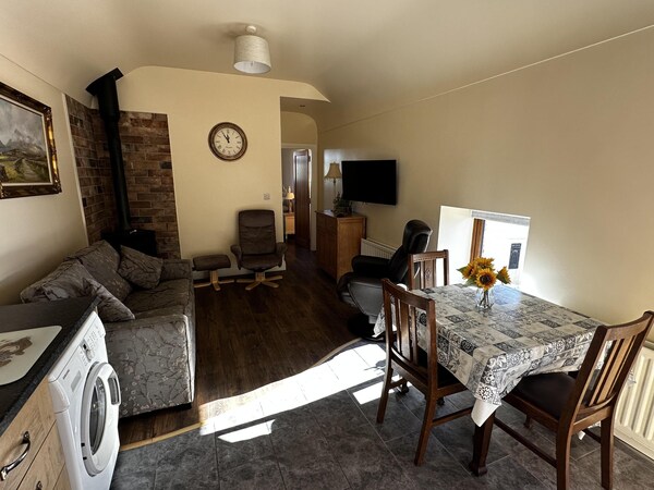 Cosy Barn Conversion In The Mournes - Down