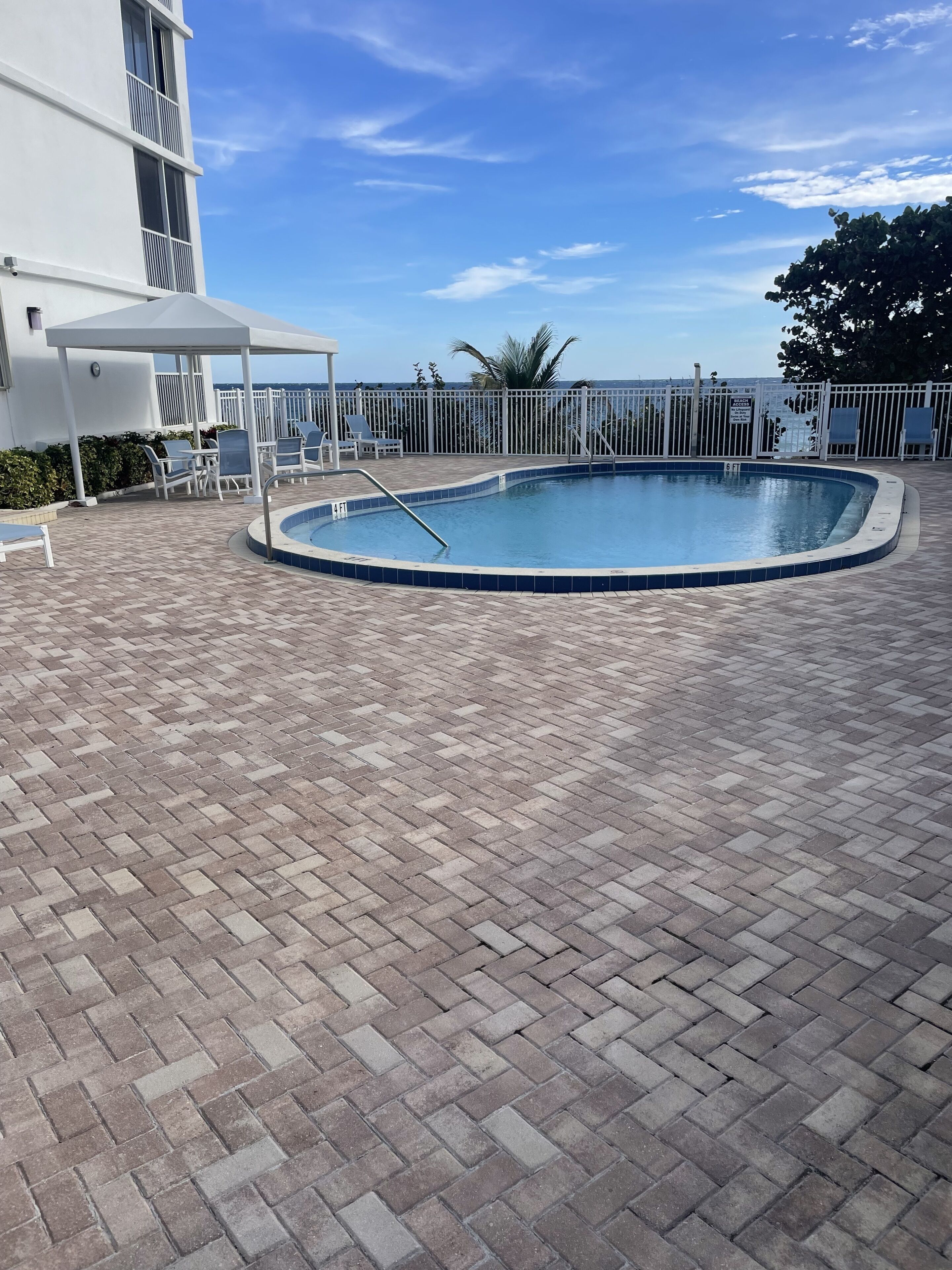Ocean Front 2BR Condo with Pool and qtr mile walking distance to ...