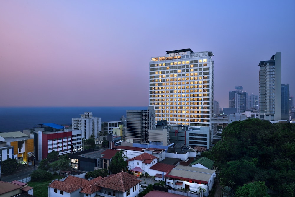 Sheraton Colombo Hotel - Colombo