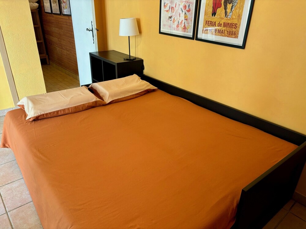Casa De Vacaciones 'Mazet' Con Terraza Privada, Jardín Privado Y Wi-fi - Nimes