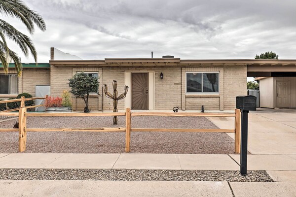 Sunny Tucson Abode W/ Fire Pit 9 Mi To U Of A - Tucson, AZ