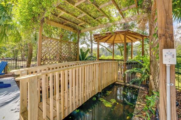 Stunning Valdosta A-frame Home With Private Pool! - Wild Adventures, Valdosta