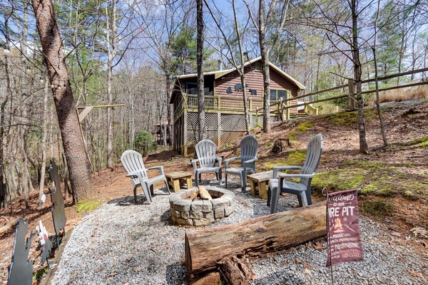 Blue Ridge Cozy Cabin In The Woods W/ Hot Tub! - Blue Ridge, GA