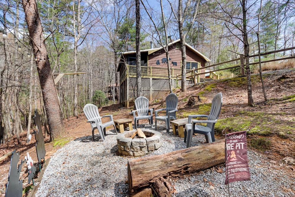 Blue Ridge Cozy Cabin In The Woods W/ Hot Tub! - Blue Ridge, GA