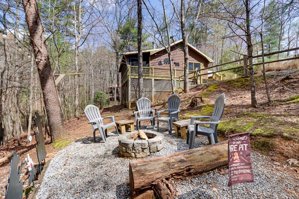Blue Ridge Cozy Cabin In The Woods W/ Hot Tub! - Blue Ridge, GA
