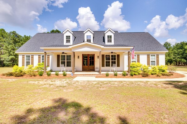Secluded Stylish Modern Farmhouse - Augusta, GA