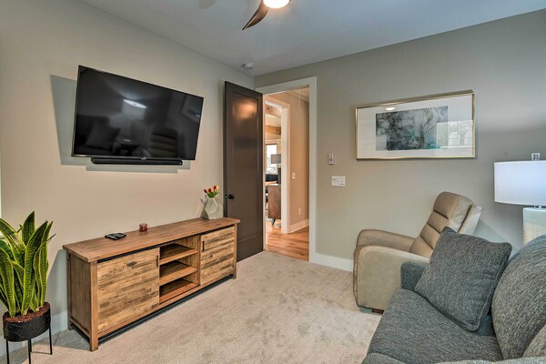 Beautiful Nashville Home Near Downtown W/ Hot Tub! - Nashville, TN