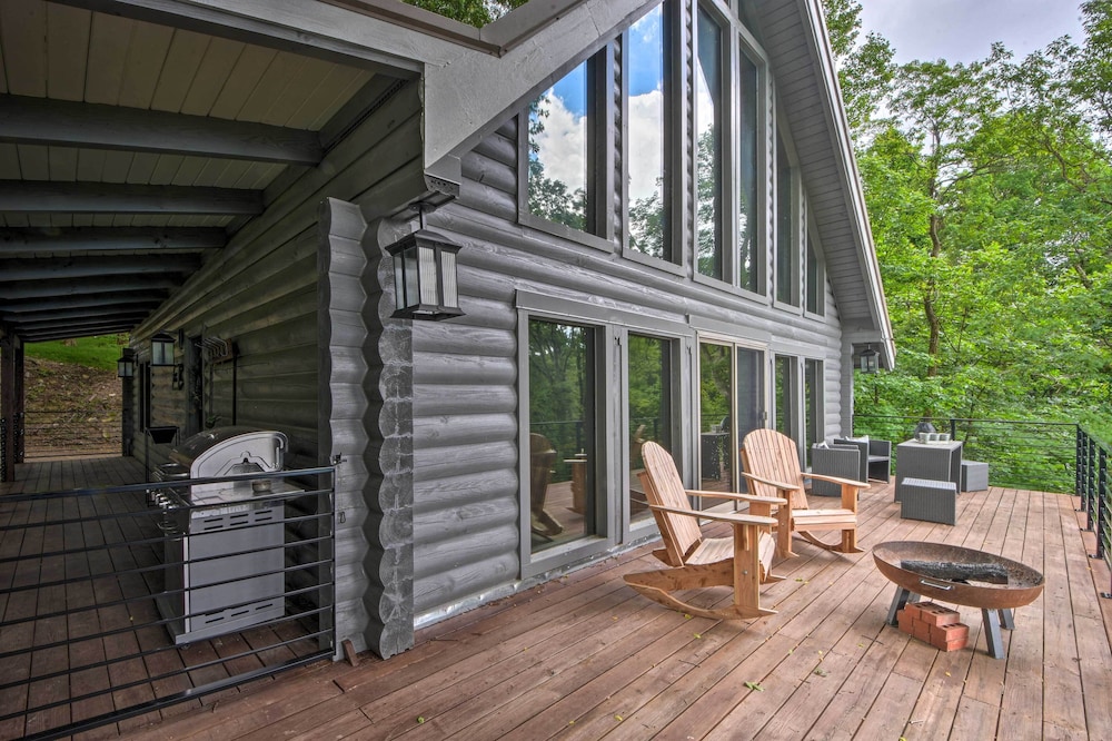 Luxe Jasper Cabin W/ Deck + Blue Ridge Mtn Views! - Jasper, GA