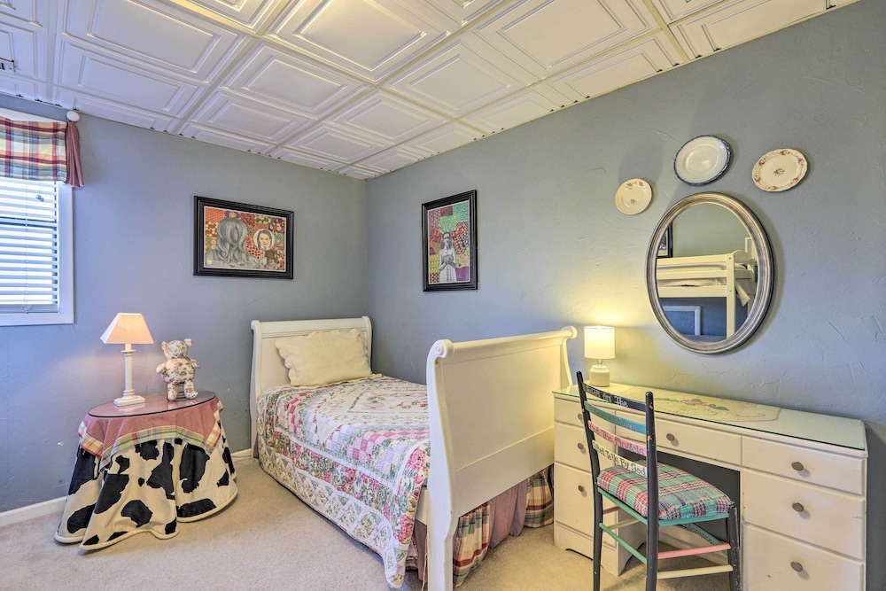 Cozy Caymus Cabin ~ 3 Miles To Callaway Gardens! - Pine Mountain, GA