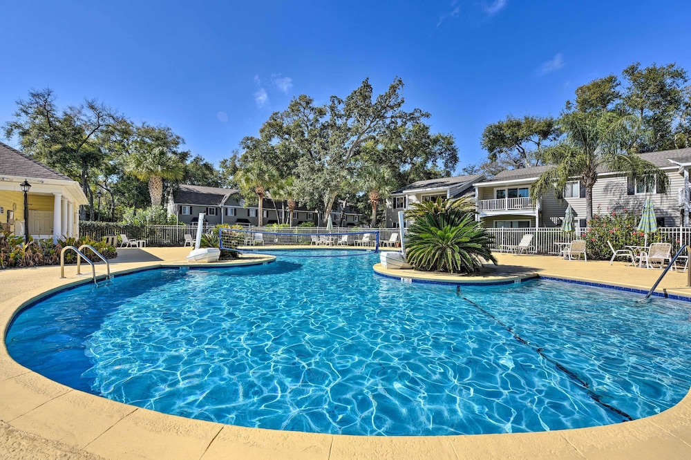 Resort-style Condo In St Simons ~ 1 Mi To Pier! - Jekyll Island, GA