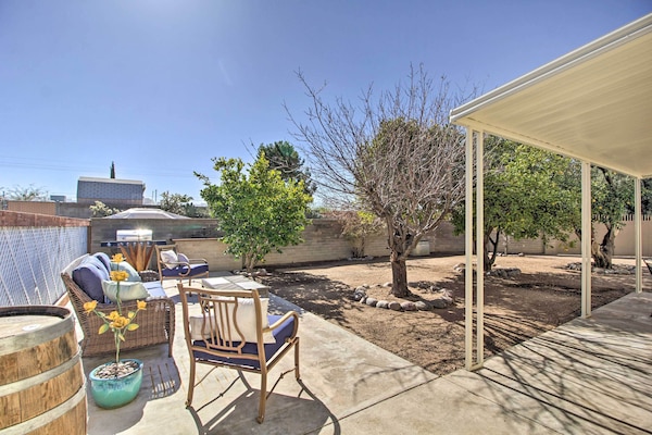 Fire Pit & Grill! Tucson Family Home, Walk To Park - Tucson, AZ