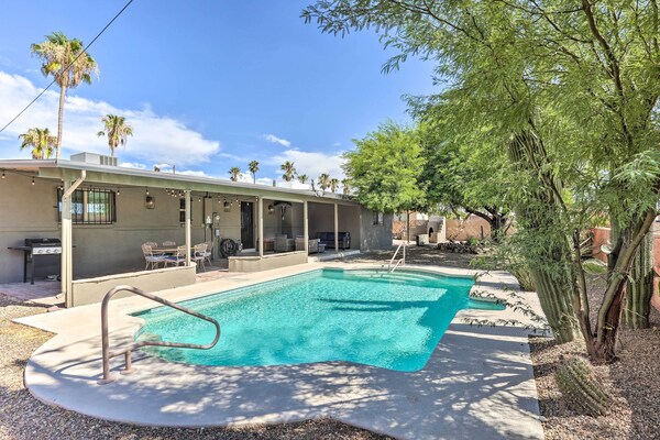 Tucson Getaway W/ Private Pool & Gas Grill! - Tucson, AZ