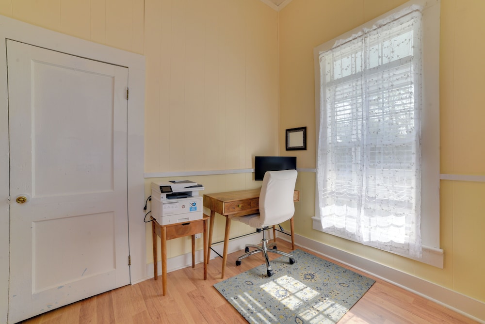 Cozy Thomasville Cottage - Walk To Downtown! - Thomasville, GA