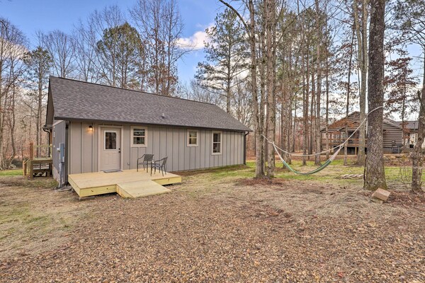 Creek-view Getaway W/ Deck, Yard, & Fire Pit! - Summerville, GA