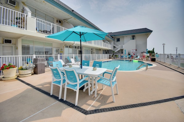 Chic Virginia Beach Retreat - Pool, Steps To Beach - Virginia Beach, VA