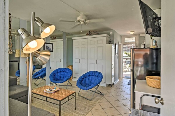 Oceanfront Resort Studio On Virginia Beach! - Virginia Beach, VA