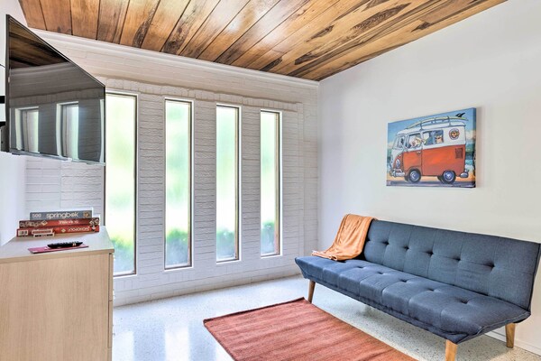 Mid-century Dream Home < Half-mile To Beach! - Ocean Springs, MS