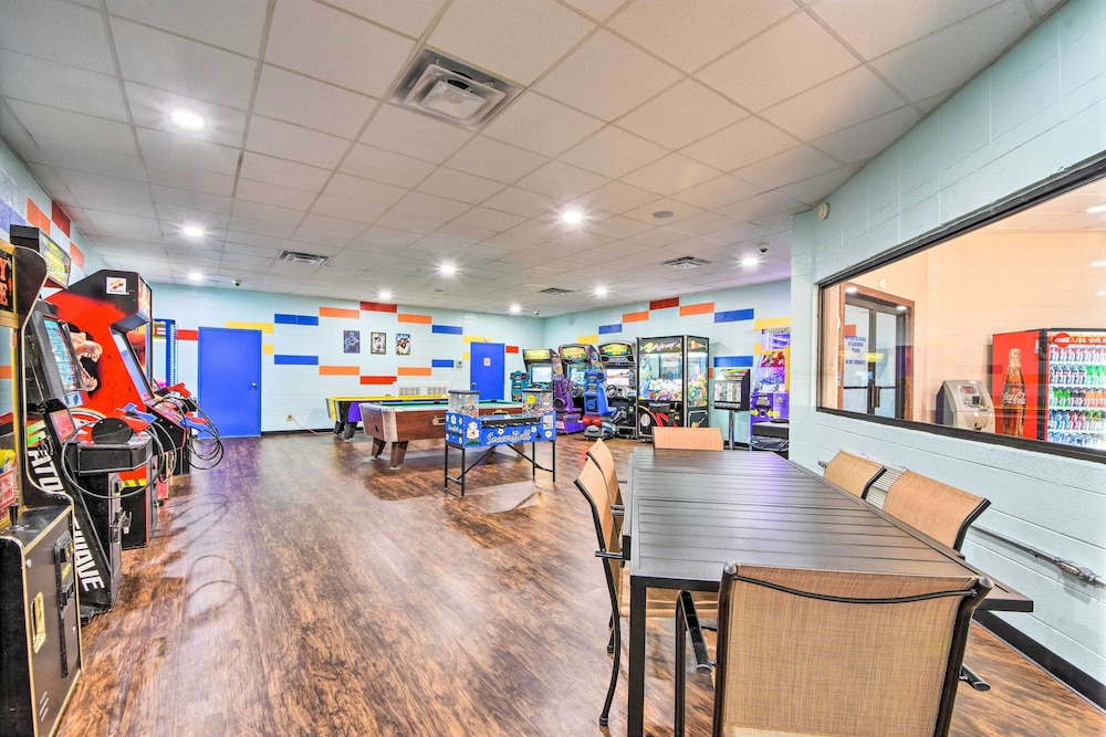 'The River Rest' Ellijay Cabin W/ Hot Tub! - Ellijay