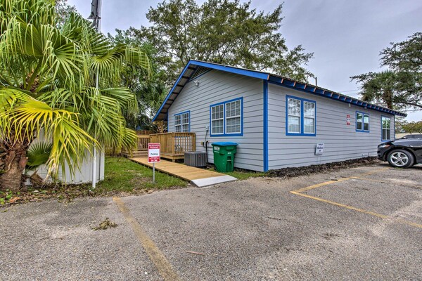Downtown Ocean Springs Retreat: 1 Mi To Beach! - Ocean Springs, MS