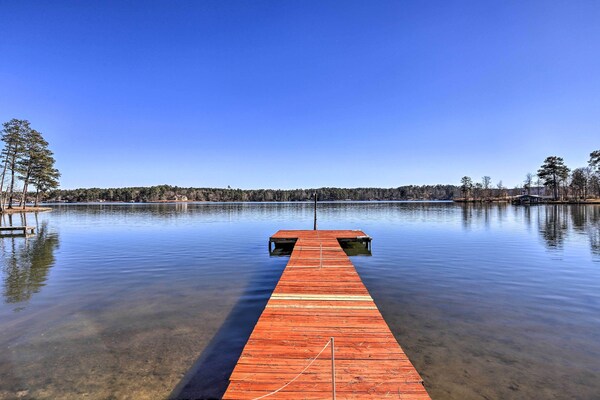 Sparta Lake Home W/ Deck & Boating Access! - Milledgeville, GA