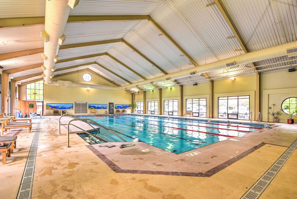 Big Canoe Cabin W/ Mountain View, Hiking & Lake! - Amicalola Falls State Park, Dawsonville