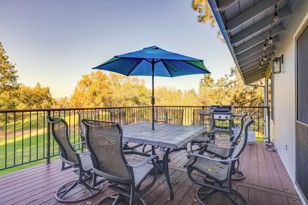 Groveland Home W/ Deck: 2 Mi To Pine Mountain Lake - Yosemite National Park, CA