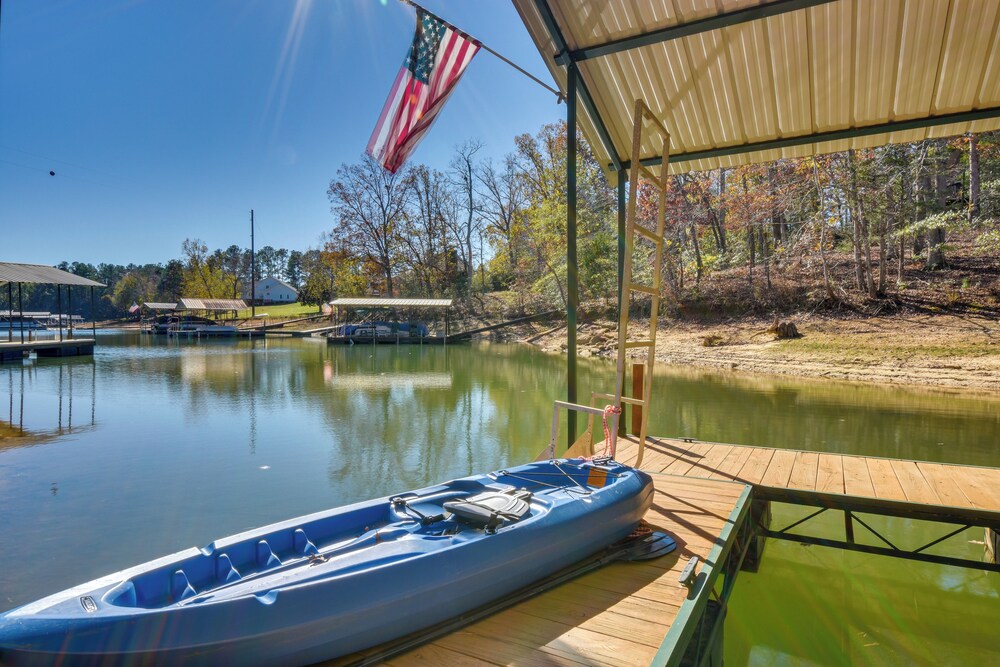 Lovely Lake Hartwell Retreat With Dock & Grill! - Lake Hartwell