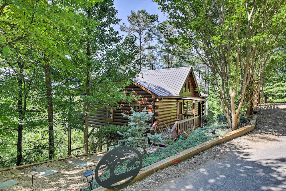 Secluded Blue Ridge Cabin: Walk To Trails! - Blue Ridge, GA