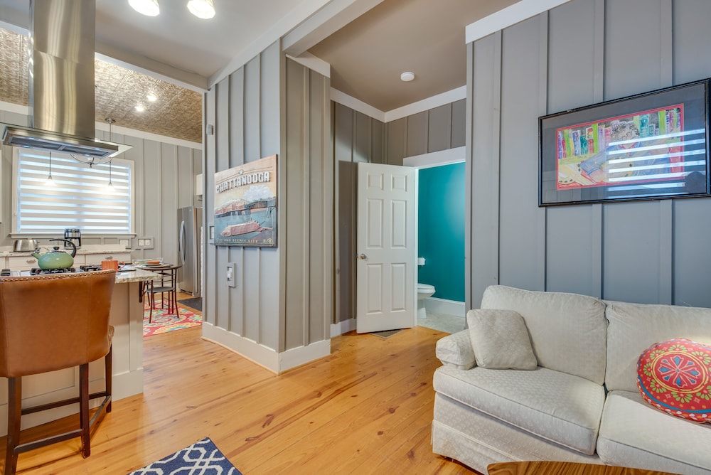 Welcoming Norcross Cottage W/ Deck + Shared Grill! - Duluth, GA