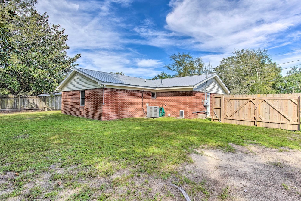Ocean Springs Home W/ Bikes < 1 Mile To Beach! - Ocean Springs, MS
