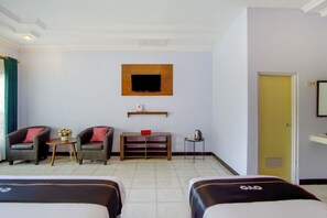 Quarto casal família | Wi-Fi de cortesia, roupa de cama