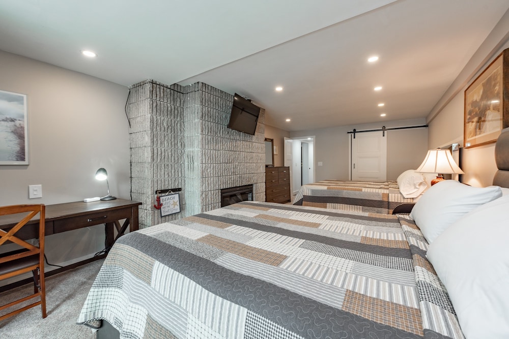 Will O' The Wisp 107b: Lakefront One Bedroom Condo. - 오클랜드