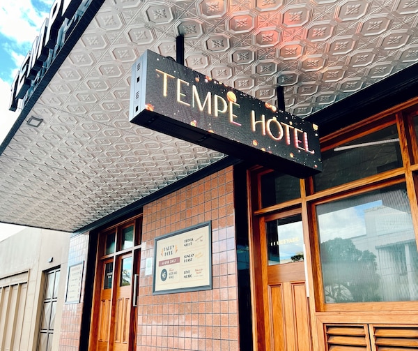 Tempe Hotel - Sydney