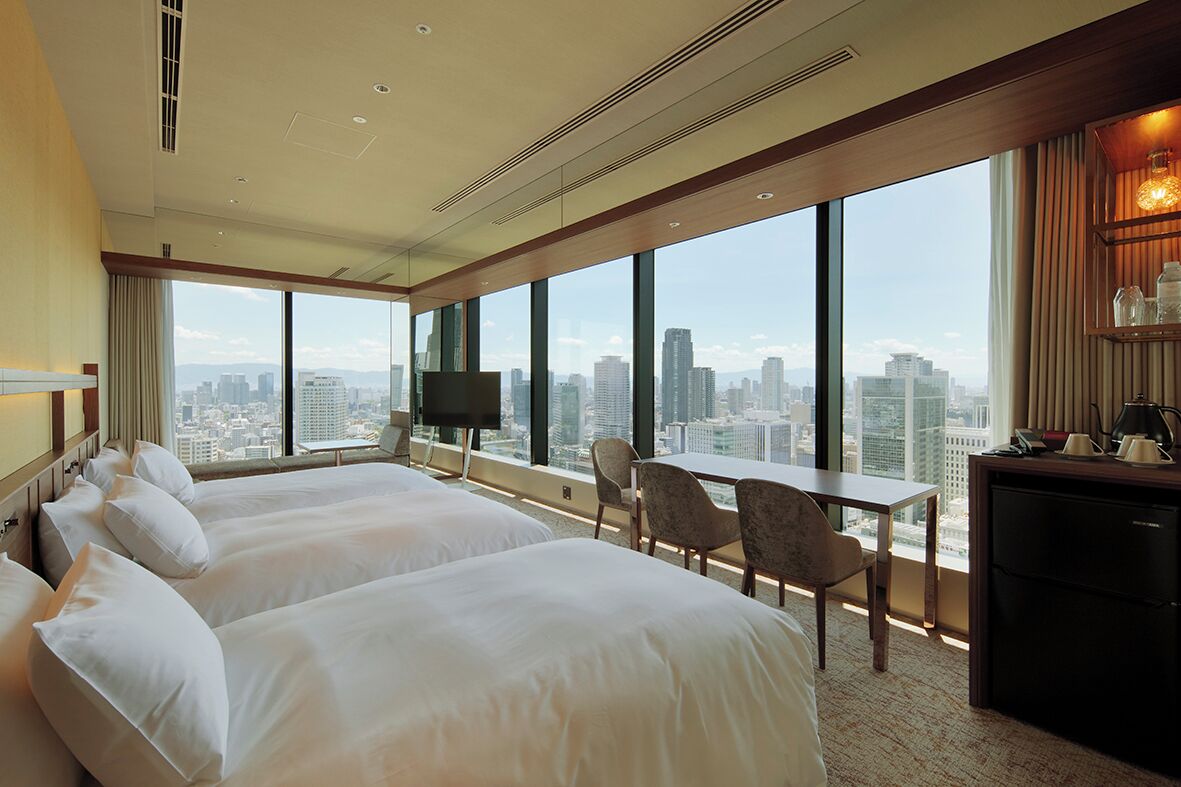 Edredões de penas, cofre no quarto, secretária, Wi-fi grátis 