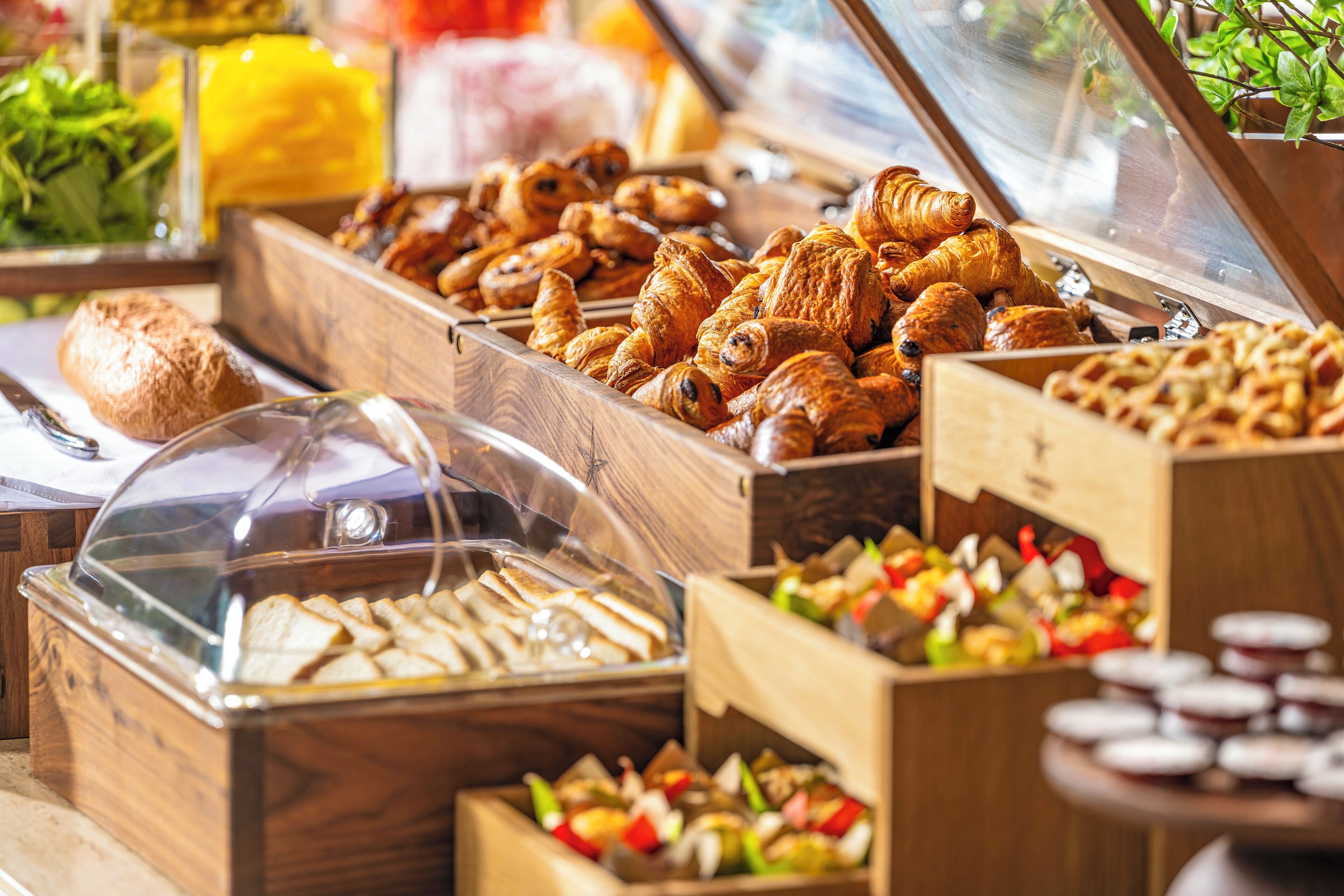Pequeno-almoço tipo buffet diário (4180 JPY por pessoa) 