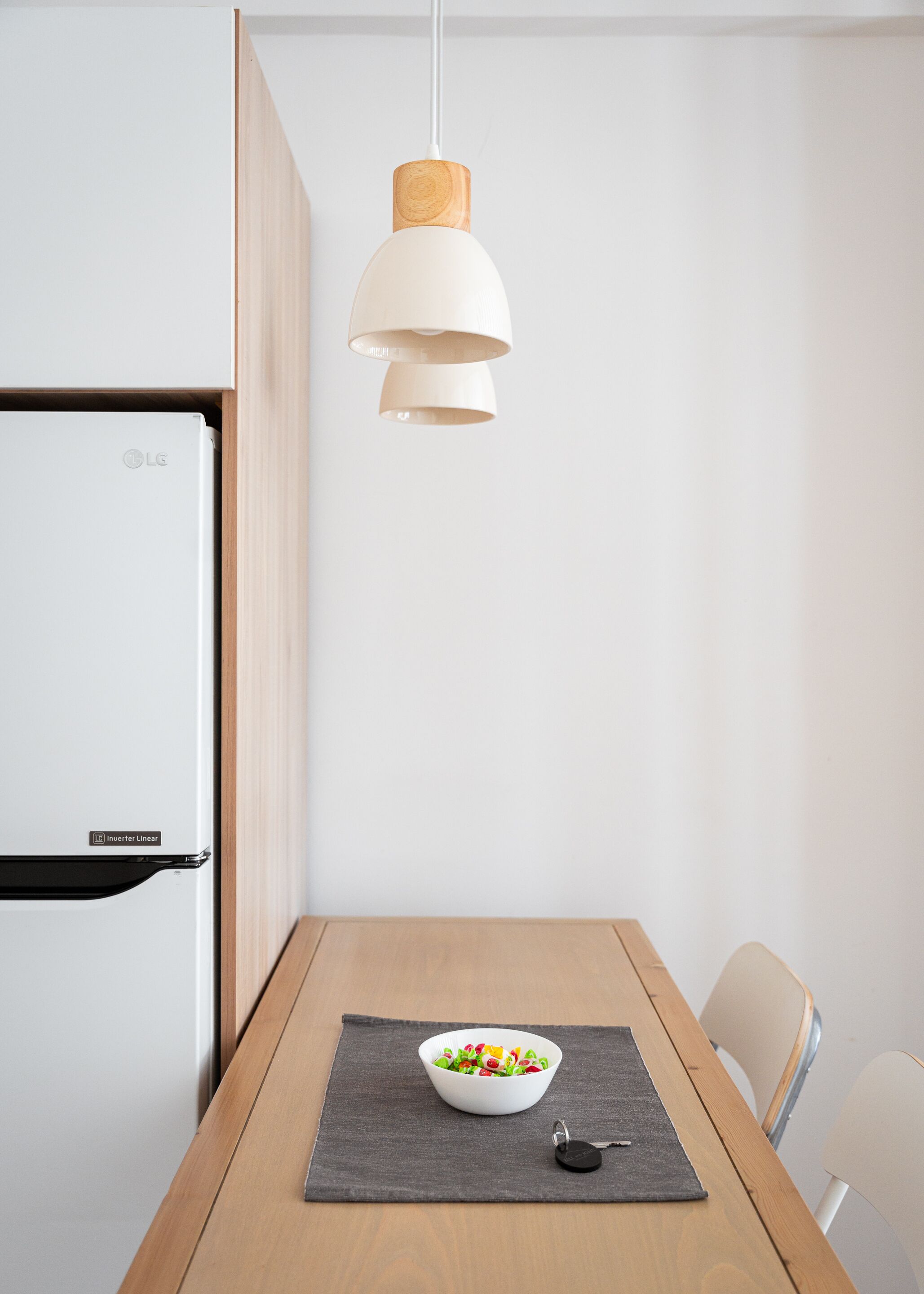 Apartamento conforto, 1 cama Queen e sofá-cama, sacada | Cozinha privada | Máquina de café expresso, geladeira grande, fogão, cooktop