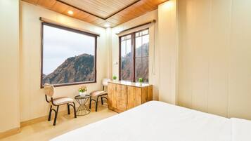 Quarto luxo | 1 quarto, Wi-Fi de cortesia