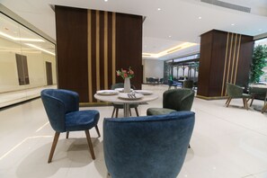 Café da manhã com buffet todos os dias (SAR 49 por pessoa) 