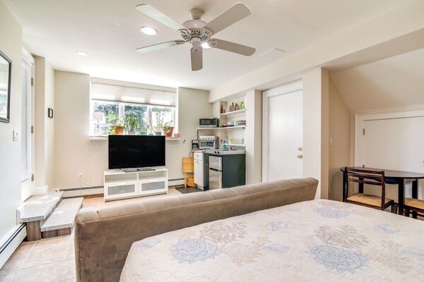 Pet-friendly Garden Studio ~ 25 Mi To Boston! - Cohasset, MA