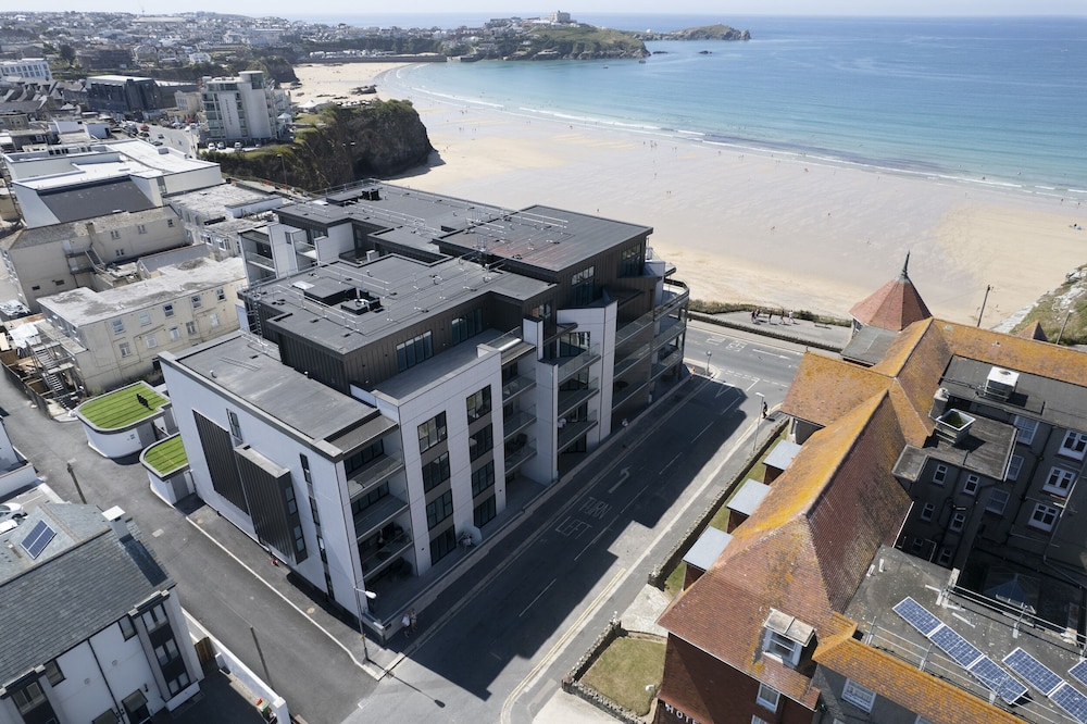 31 Cliff Edge - Newquay