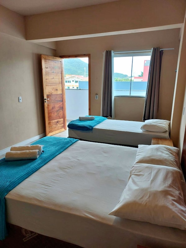 Quarto Triplo Superior | Roupa hipoalergénica, Wi-fi grátis