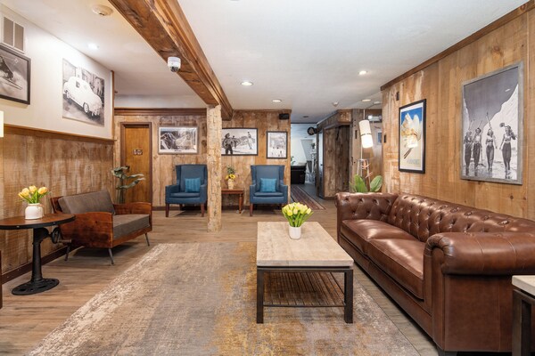 Grey Bonnet Inn - Killington, VT