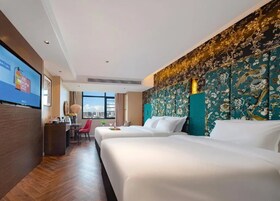 Quarto | Escrivaninha, roupa de cama