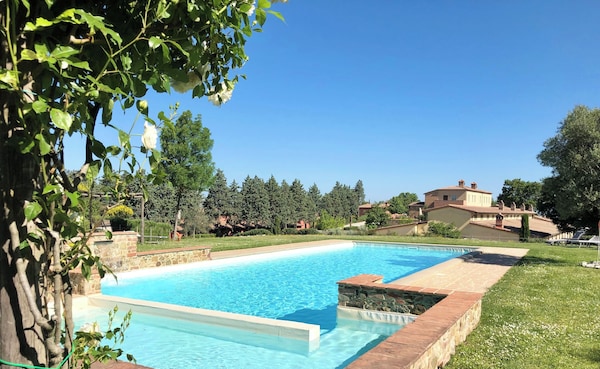 Luxury Resort In The Tuscan Countryside - Tuscany