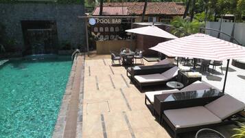 Piscina externa